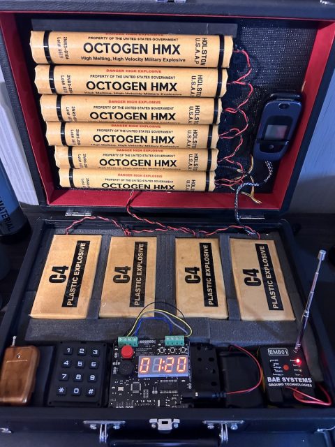 Defusable Clock Gallery - nootropic design